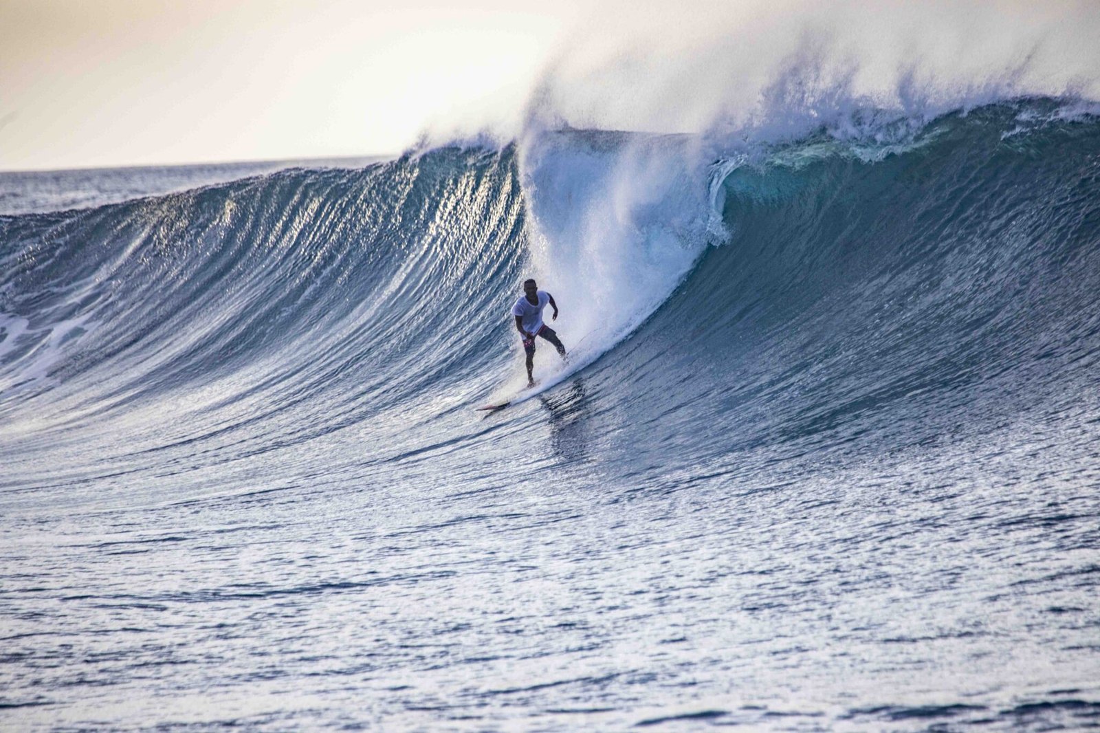 Surfing Maldives & Diving Maldives - Lily Tours Maldives