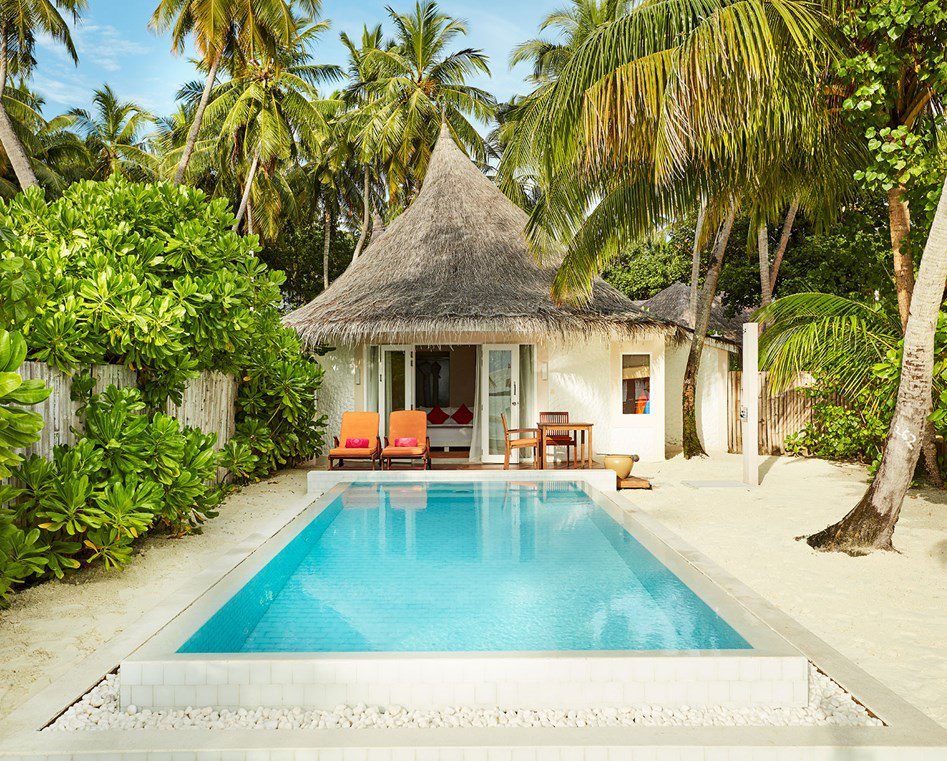 Beach Villa with Pool - Sun Siyam Vilu Reef - Lily Tours Maldives